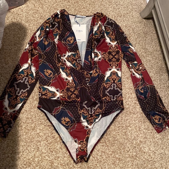 Zara | Tops | Zara Chainlink Print Blousey Bodysuit | Poshmark